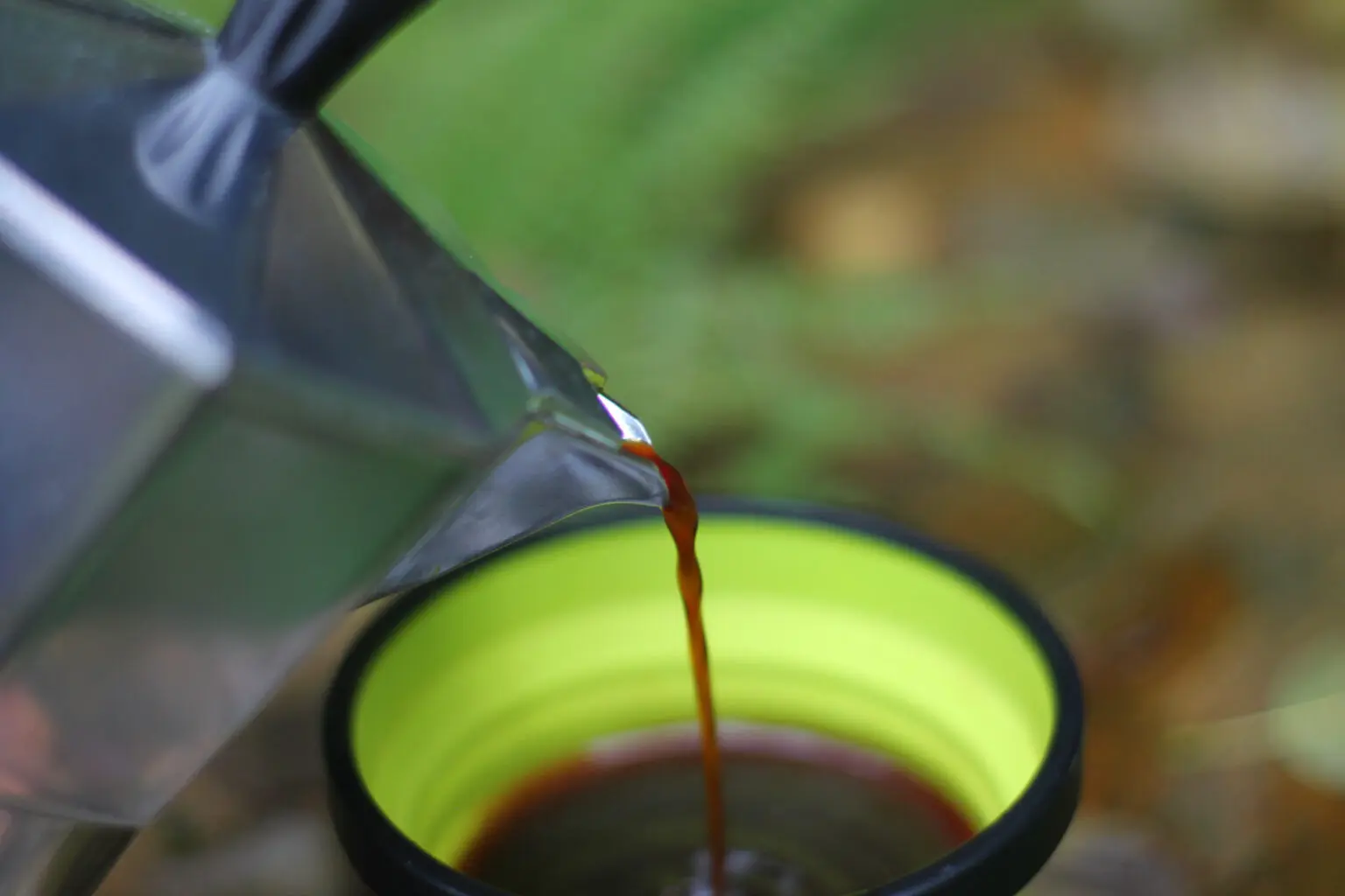 Kaffee kochen auf Tour - Tipps zur Zubereitung draußen - experience ...